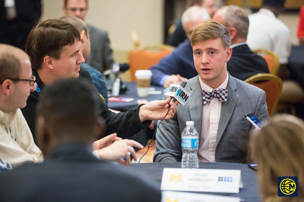 Michigan to host open practice, selfie promotion on November 2nd | UM ...