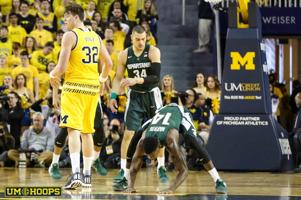 floor slap | UM Hoops.com