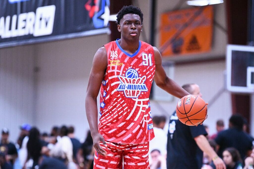 Michigan in the hunt for surging four-star center Ernest Udeh | UM ...