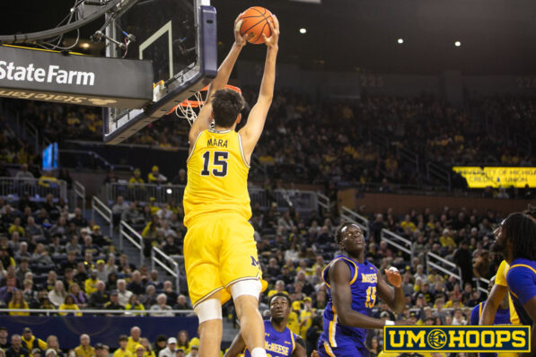 Game 17: Michigan at Oregon Open Thread | UM Hoops.com