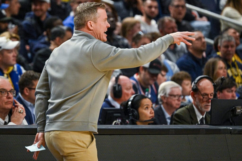 Film Room: How Saint Louis' five-out attack will challenge Michigan's ...
